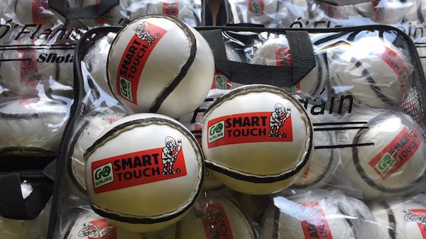 Smart Touch Sliotars 12-Pack – Ó’ Flannagáin Sliotars